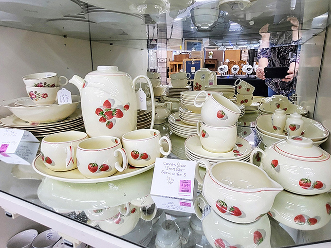 Vintage dinnerware sets wait patiently for new homes&mdash;this strawberry pattern practically begs to host your next summer brunch.