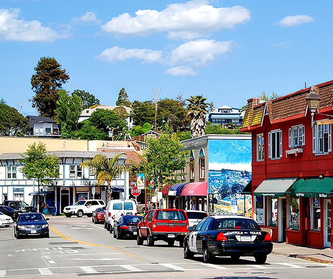 Downtown Capitola blends small-town charm with coastal cool, creating streets where browsing becomes an art form all its own.