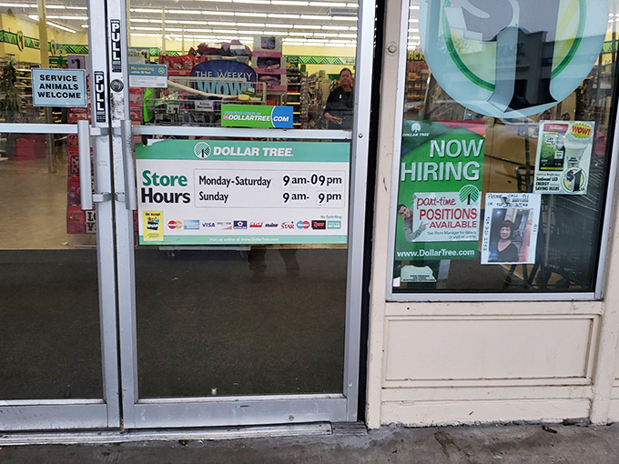 Store hours prominently displayed for the dedicated bargain hunter planning their next dollar-stretching expedition to Tigard's treasure trove.