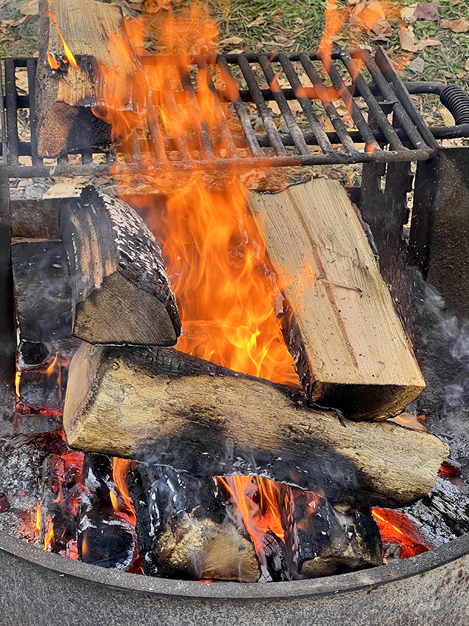 There's something primal about watching flames dance over logs at day's end, the perfect closing ceremony to a day of gorge exploration.