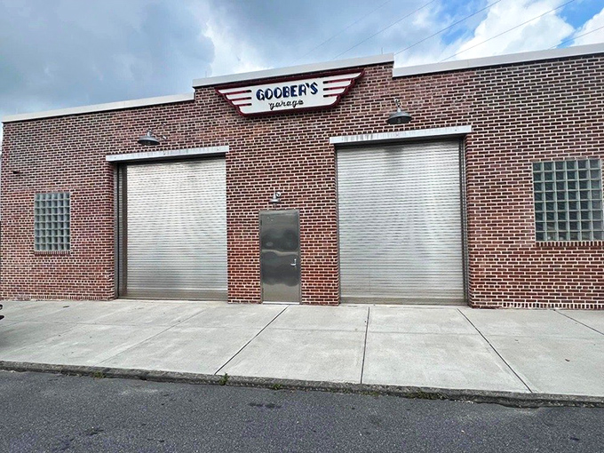 Beyond the diner itself, Goobers Garage carries the retro theme forward with classic brick and industrial styling that would make The Fonz approve.