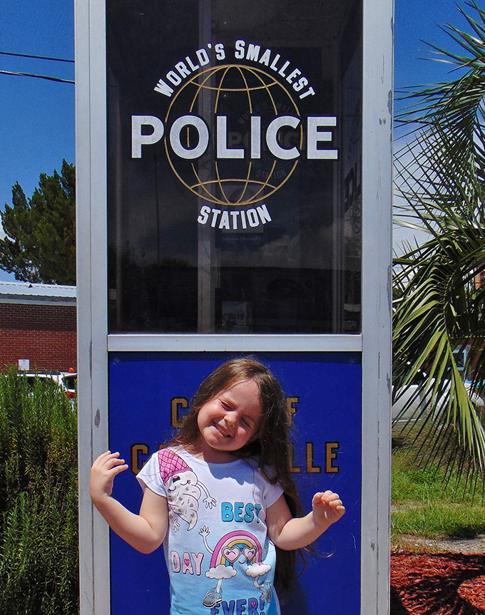 Young visitors learn that sometimes the smallest things make the biggest impressions on family road trips.