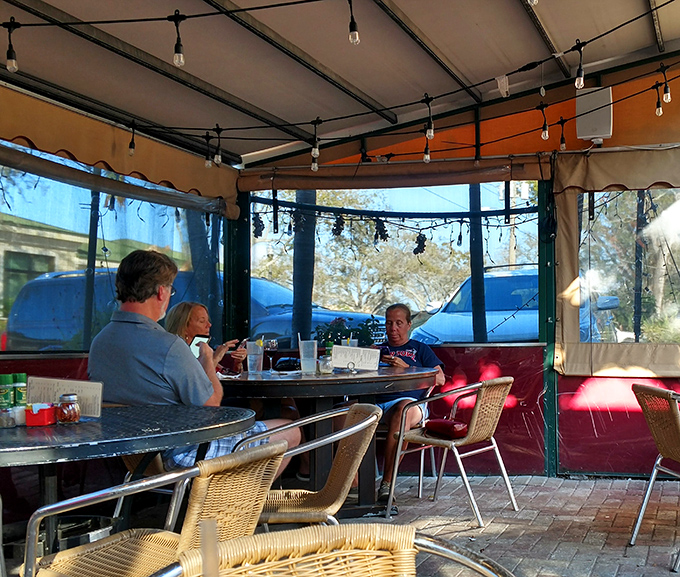 Al fresco dining, Florida style. The covered patio offers the perfect setting for enjoying pizza and wine while soaking in Clearwater's perfect weather.
