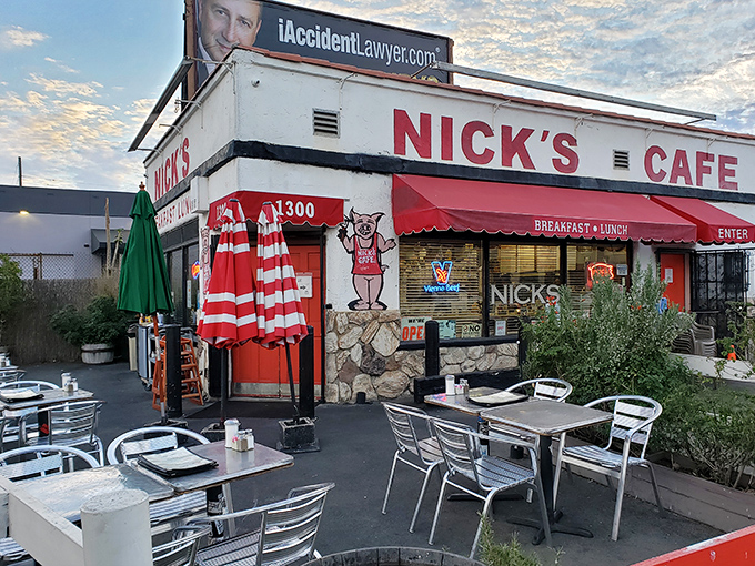 The outdoor patio doesn't have a fancy name or signature cocktails&mdash;just honest tables where the Los Angeles sunshine is the only ambiance needed.