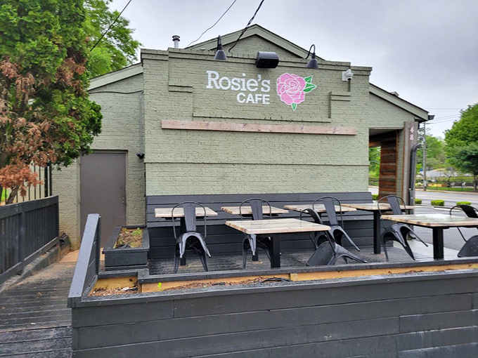 Outdoor seating that says, "Atlanta weather can actually be perfect sometimes, and we're here for it." Urban dining with a side of fresh air.