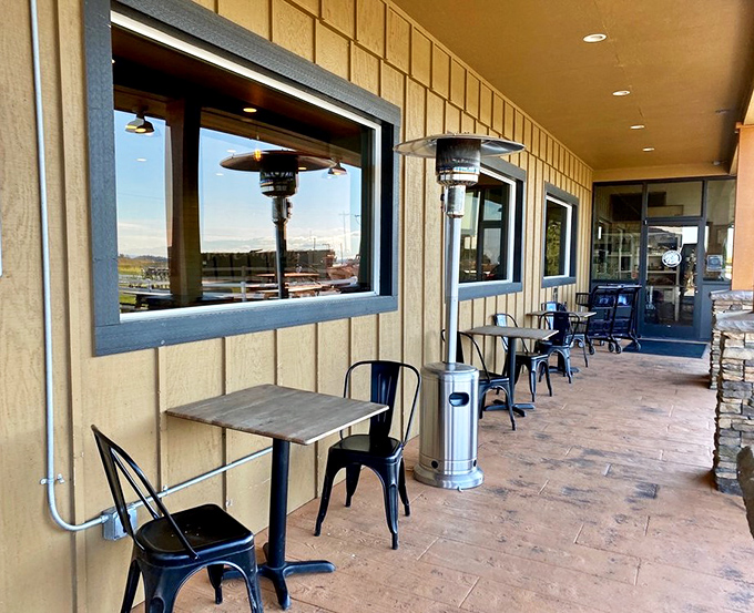 Outdoor seating that invites lingering conversations and second helpings, where fresh air somehow makes pie taste even more miraculous.