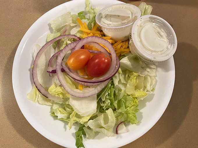 A garden-fresh salad that proves even diners know their way around vegetables. The perfect guilt-eraser before pie.