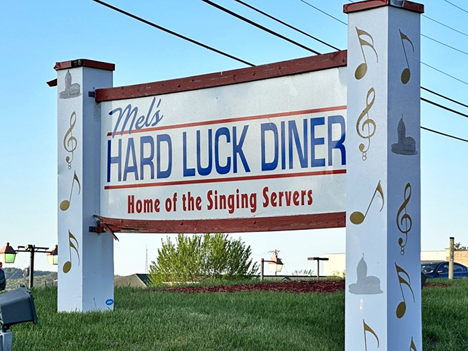 "Home of the Singing Servers"&mdash;the sign promises musical magic that's become a Branson tradition worth the drive.