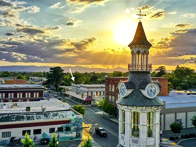 That magical moment when sunset bathes the clock tower in golden light, and even the most jaded visitor reaches for their camera.