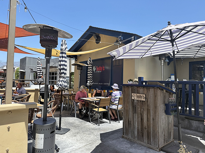 Teddy's patio captures the essence of California dining &ndash; fresh air, fresh food, and the freedom to linger over conversations until the sun disappears.