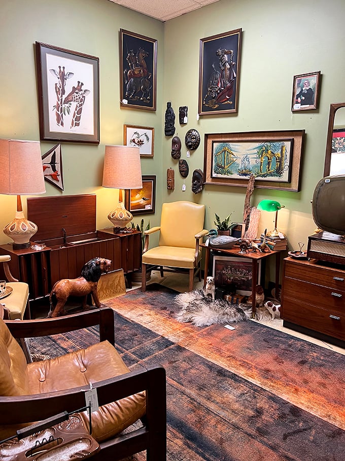 A vignette that whispers, "Sure, your living room could continue being boring, or it could look like this." Choose wisely.