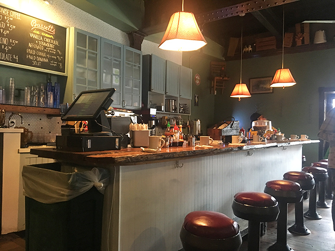 The counter seating offers front-row tickets to the breakfast theater, where coffee mugs and conversation are always in abundant supply.