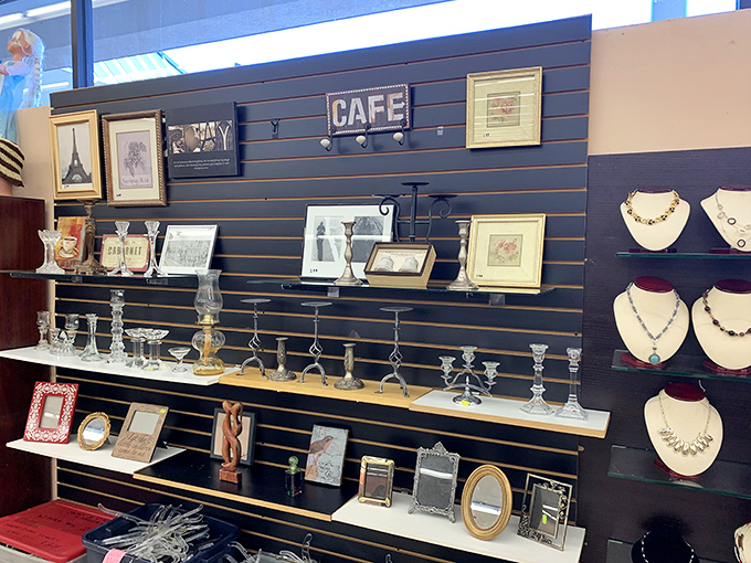 Home d&eacute;cor that spans eras and aesthetics &ndash; from elegant candlesticks to framed art that might just be the perfect finishing touch for your dining room.