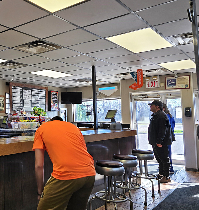 Counter service with a side of community&mdash;where regulars don't need to order because the staff already knows their "usual."