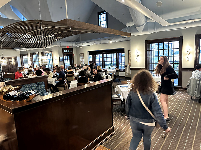 The bustling dining room hums with the symphony of clinking glasses and satisfied murmurs—the universal soundtrack of good meals being thoroughly enjoyed.