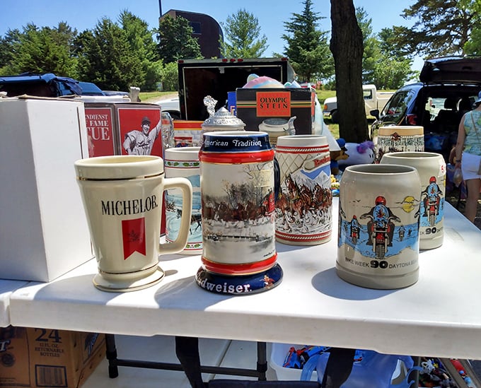 Collectible mugs and steins celebrate brewing traditions, perfect for coffee connoisseurs and beer enthusiasts alike.