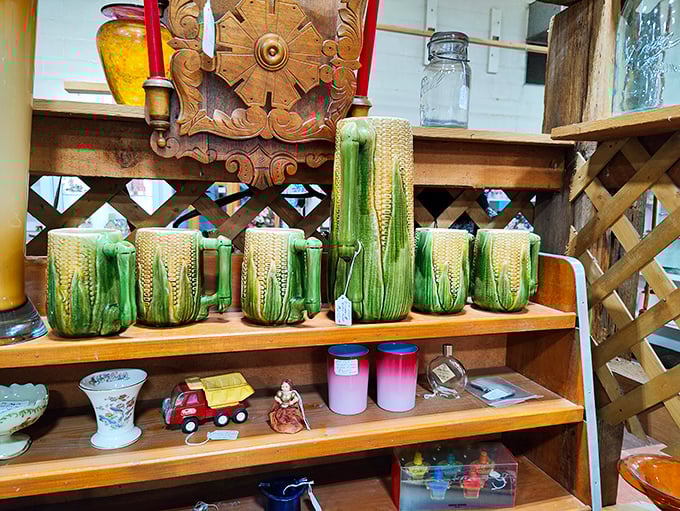 Corn-shaped pottery that celebrates Midwest agricultural heritage with a dash of kitsch. Farm-to-table decor at its most literal!
