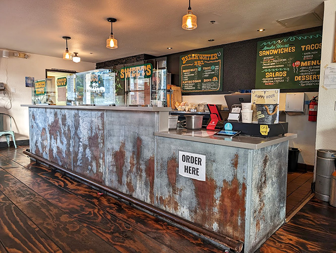 The ordering counter &ndash; where life-changing food decisions are made daily and the aroma of smoking meat makes choosing everything tempting.