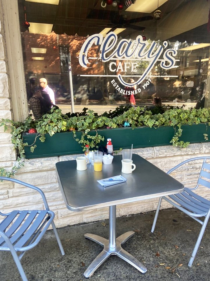 Outdoor seating where you can watch Savannah wake up while sipping your coffee. The ivy adds a touch of storybook charm. 