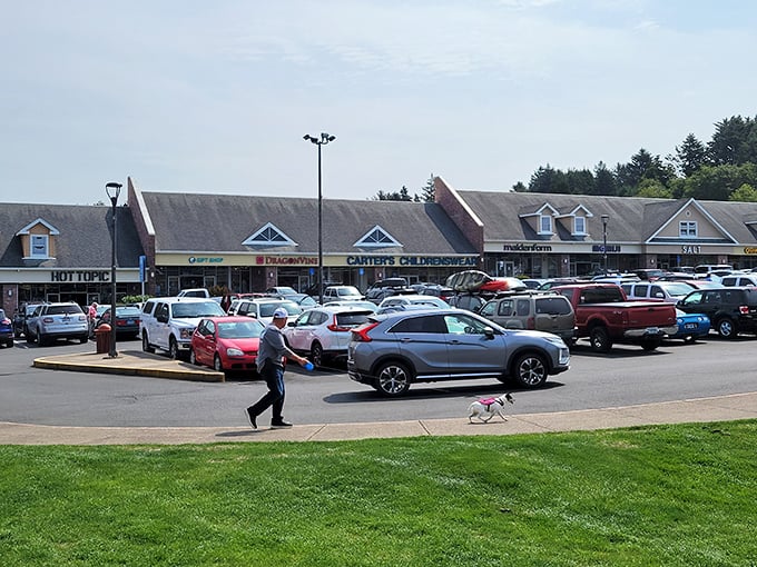 A bustling parking lot means you've found the good stuff. That person walking their dog has the right idea &ndash; shop, then stroll on the beach.