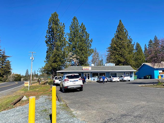 A full parking lot is the universal sign language for "the food here is worth waiting for." Locals know to arrive early.
