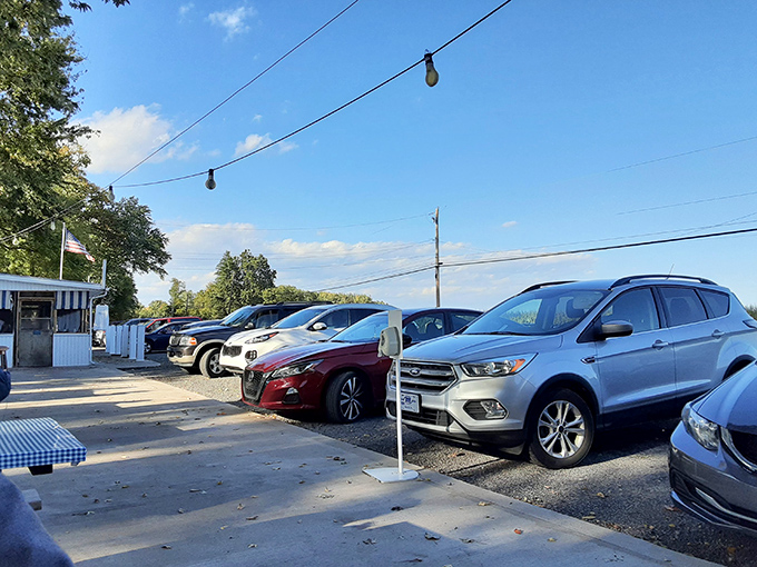 The packed parking lot tells the story &ndash; when locals and road-trippers alike are willing to wait, you know you've found something special.