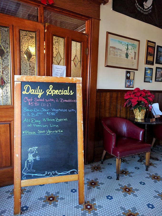 Daily specials scrawled on a chalkboard promise the kind of homemade goodness that makes you want to cancel your afternoon plans and order dessert.