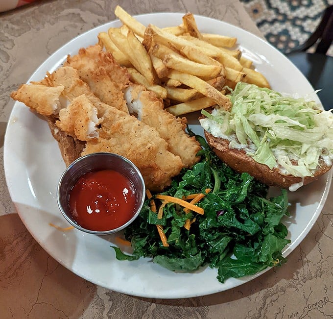 Fish and chips that would make the British jealous, with a side of kale that somehow doesn't feel like punishment. That's culinary diplomacy.