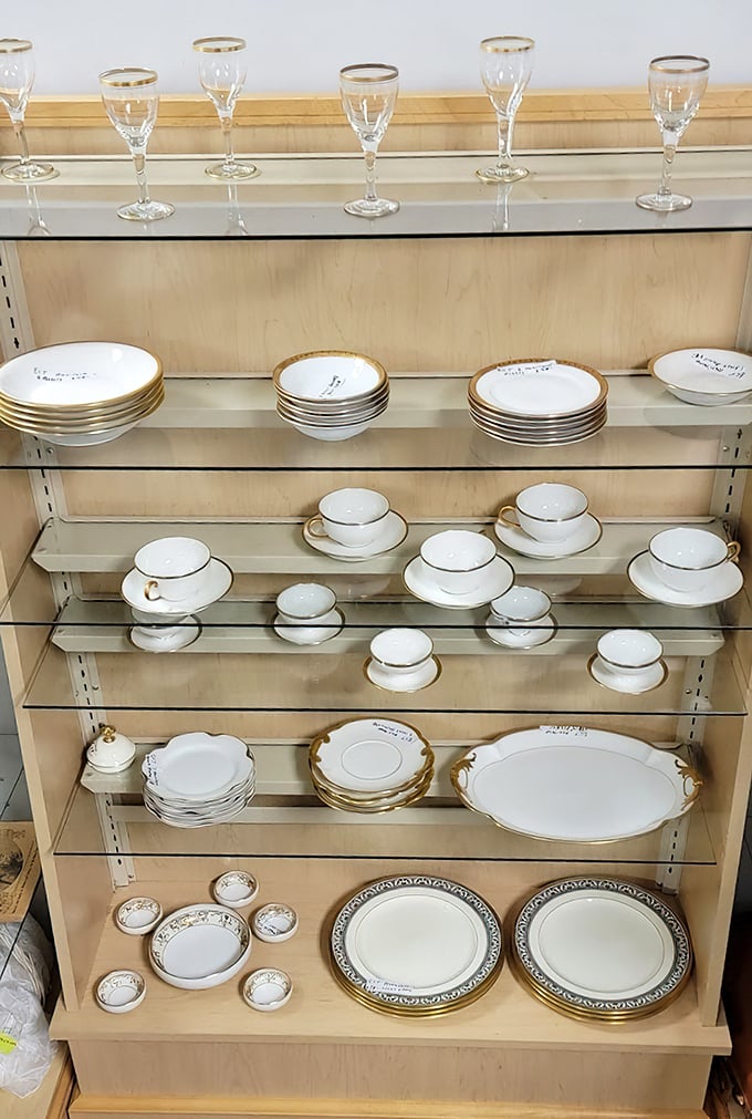 Fine china waiting for its next dinner party. These aren't plates&mdash;they're conversation pieces with gold trim.