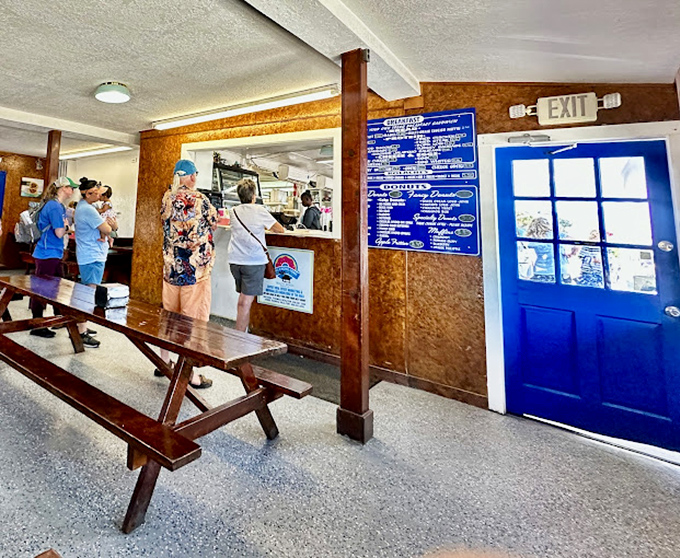 The interior ordering area, where life-changing decisions are made daily: "Should I get a dozen or two dozen donuts?"