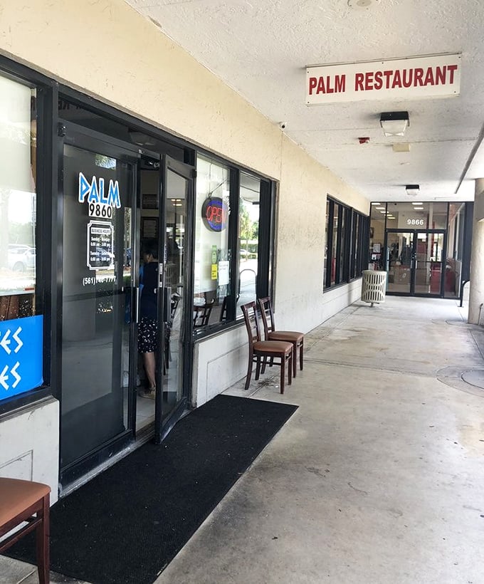 Even the outside walkway feels inviting, as if saying "Come on in, the air conditioning is cool and the coffee is hot." Florida dining doesn't get more authentic than this.