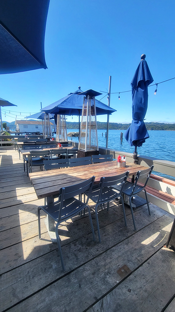 Outdoor dining that feels like you've hijacked someone's luxury yacht, minus the seasickness and complicated nautical responsibilities.