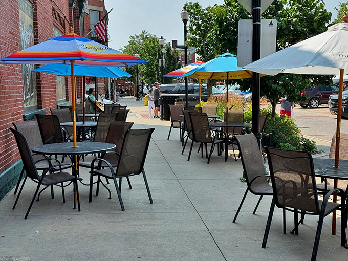 When Wisconsin weather cooperates, the sidewalk seating becomes prime real estate. Fresh air makes everything taste better, especially pub fare.