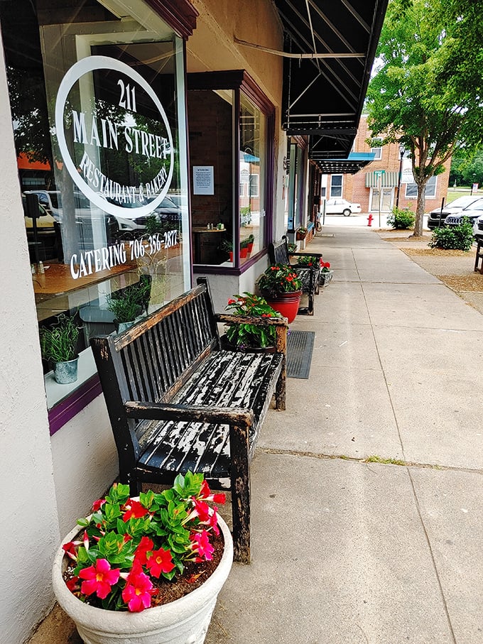 The exterior charm hints at the culinary treasures waiting inside this delightful Lavonia dining destination.