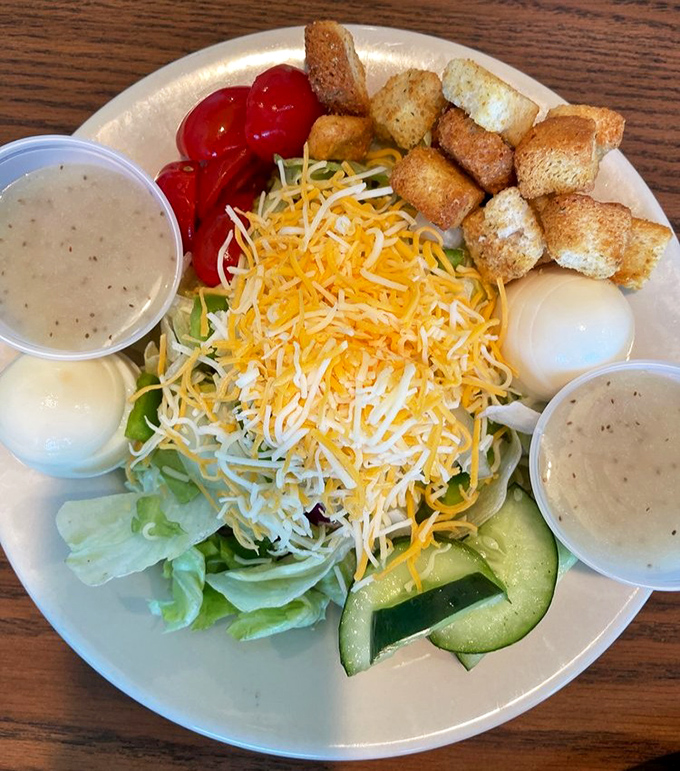 A salad that knows its place as the supporting actor, not trying to steal the show from the main attractions.