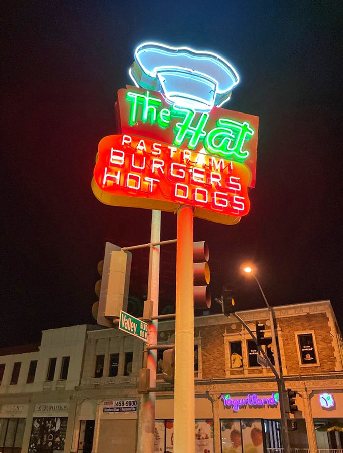 That neon sign has guided hungry travelers to pastrami paradise since before Instagram could make food famous.