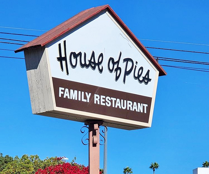 That sign says it all—a house dedicated to pie is the kind of real estate investment we can all get behind.