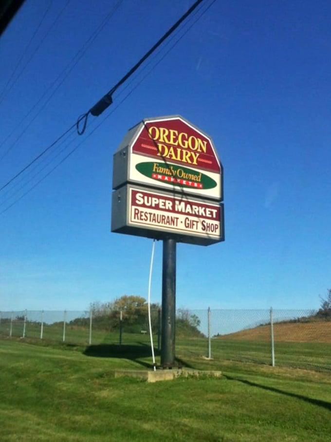 That classic roadside sign has guided hungry travelers for generations – a promise of good food and genuine hospitality just ahead.