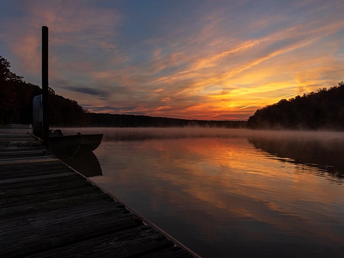 Sunset perfection that no filter could improve. As day surrenders to evening, the lake offers a moment of pure tranquility that no spa package could ever match.