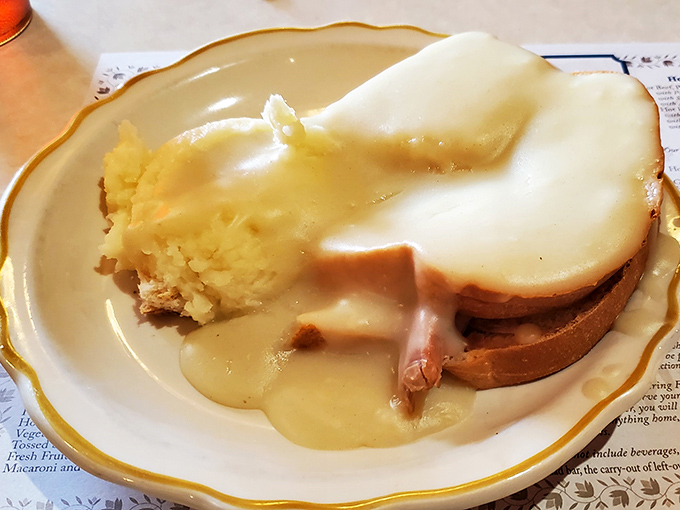 Hot turkey sandwich with mashed potatoes: the dish that makes you wonder why we relegated it to Thanksgiving leftovers when it clearly deserves year-round status.
