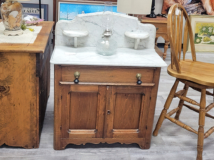 This Victorian washstand has survived longer than most marriages and still looks fabulous&mdash;marble top included, history lessons free of charge.
