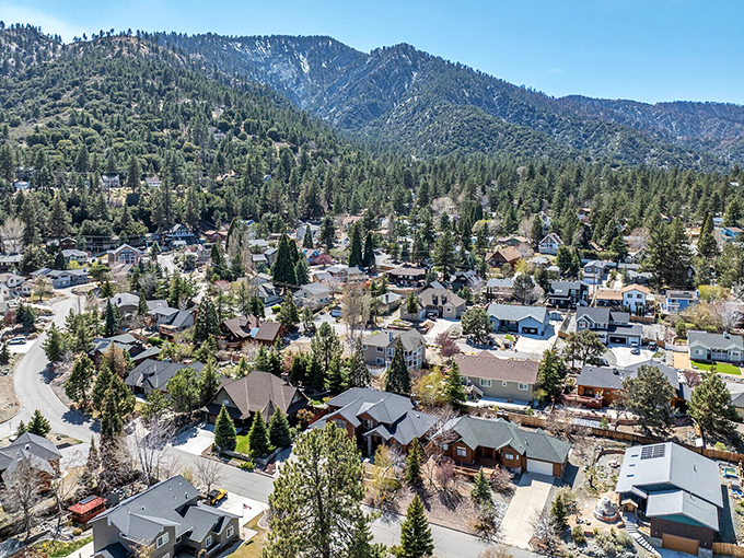 From above, Wrightwood reveals its perfect nestling among the pines, a community embraced by mountains and forest.