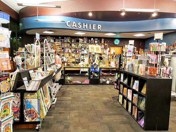 The cashier area: the final gateway between browsing and ownership, surrounded by last-minute temptations for the impulse-buyer in all of us.