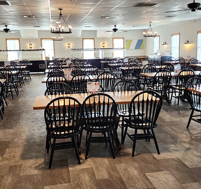 The dining room awaits its hungry guests like a theater before a performance. Those Windsor chairs have witnessed countless food-induced happiness.