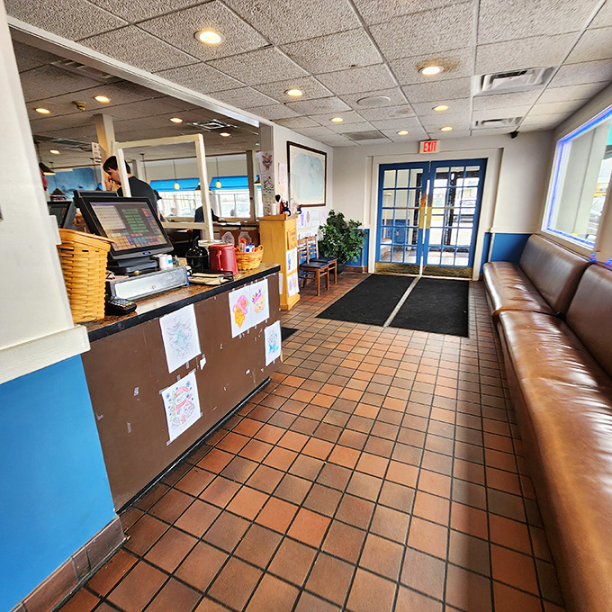 The entrance area&mdash;where anticipation builds and the aroma of comfort food begins its siren song to your appetite. 