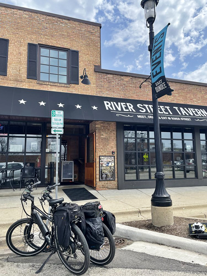 Even the exterior looks better in sunshine, where bikes parked outside hint at the local neighborhood charm that keeps regulars coming back.