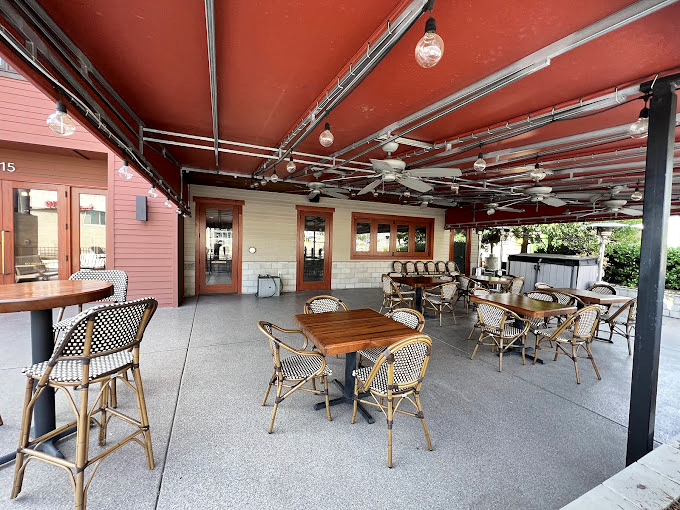 The outdoor patio offers al fresco dining with bistro charm&mdash;perfect for those evenings when the Tennessee air feels like nature's air conditioning.