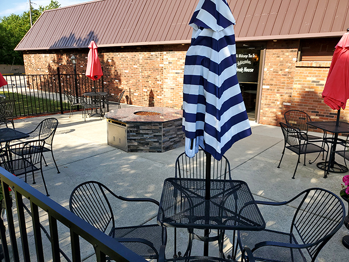 The outdoor patio offers fresh air with your fresh cuts&mdash;perfect for those who like their steaks with a side of sky.