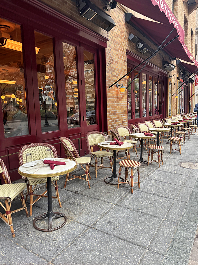 Sidewalk seating that transforms people-watching into an Olympic sport &ndash; front-row tickets to Philadelphia's daily parade.