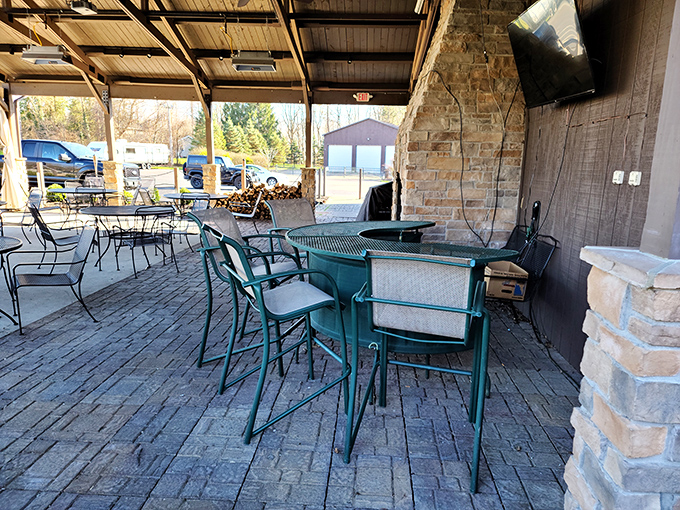 Outdoor seating that beckons on those perfect Ohio days when the temperature hits that sweet spot between "too hot" and "where's my jacket?"